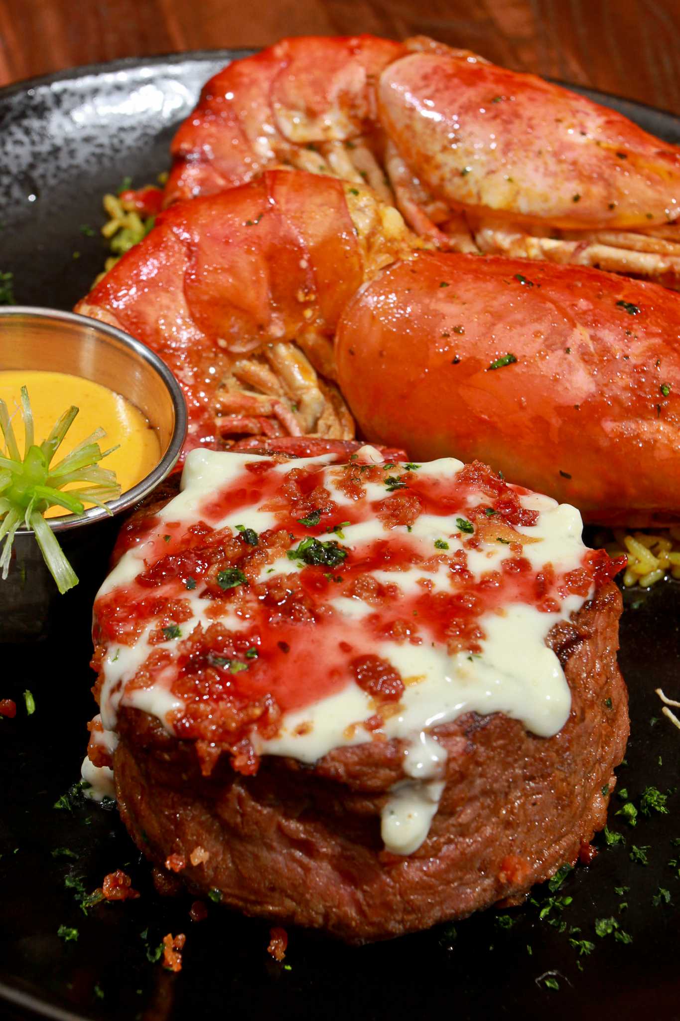 Peli Peli takes grand stage at Galleria