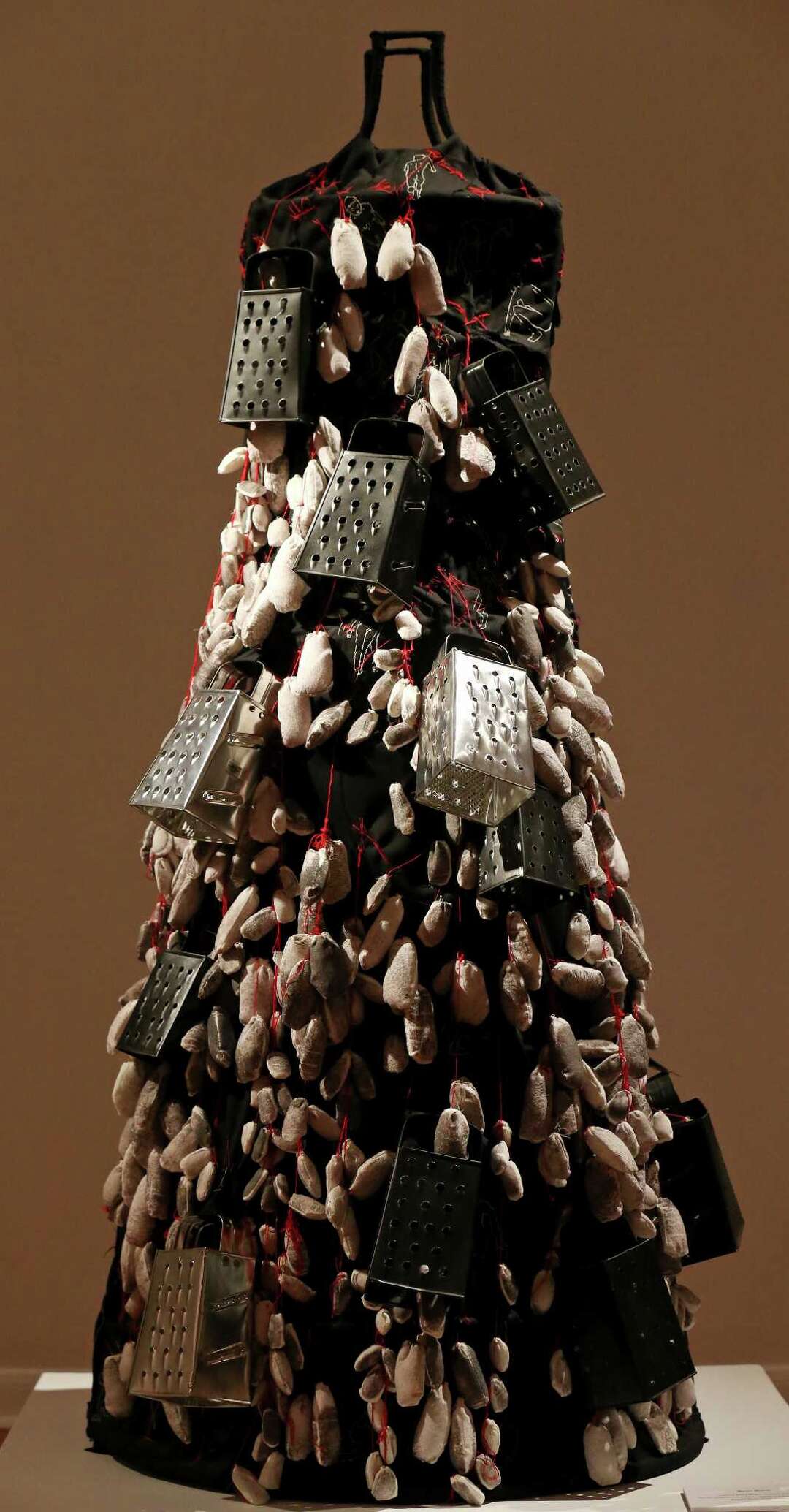 Implausible dresses reveal women’s lives