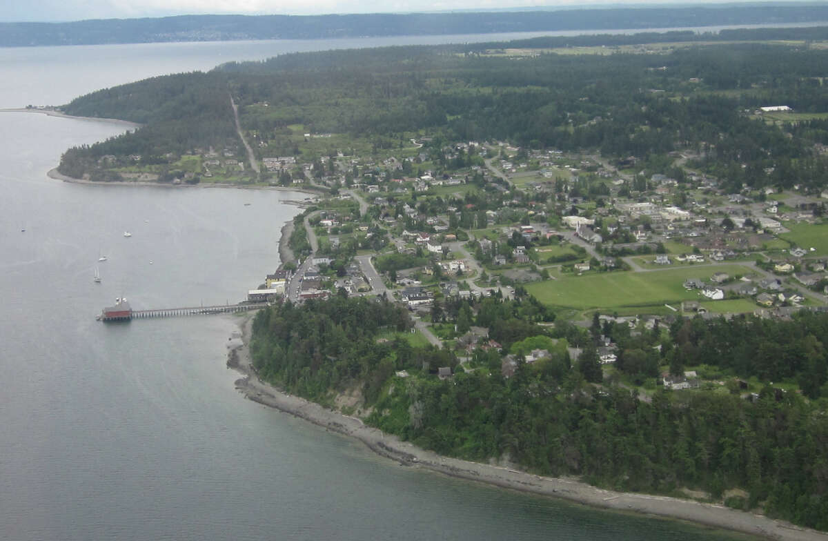 The Penn Cove Musselfest: How to eat well and walk it off