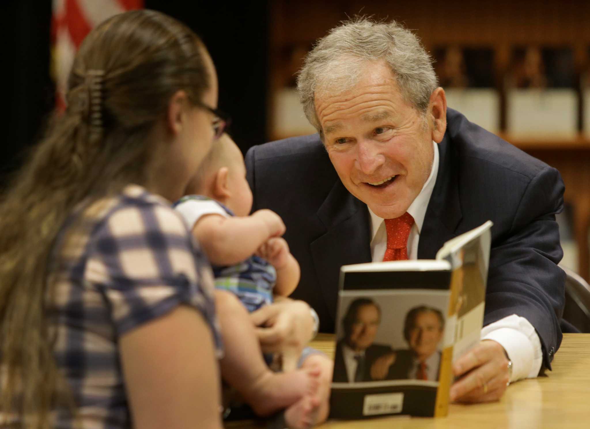 Houston fans turn out for George W. Bush book signing