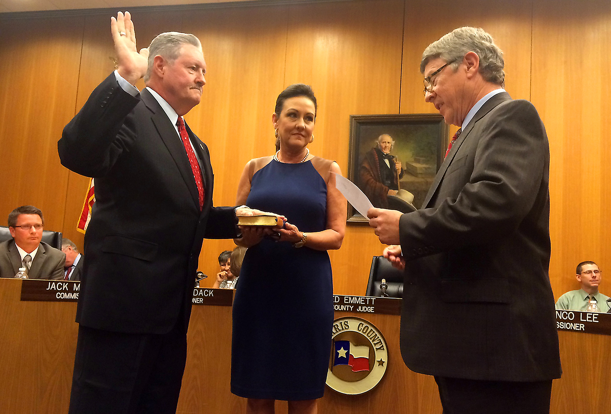 Veteran policeman and longtime constable appointed new sheriff