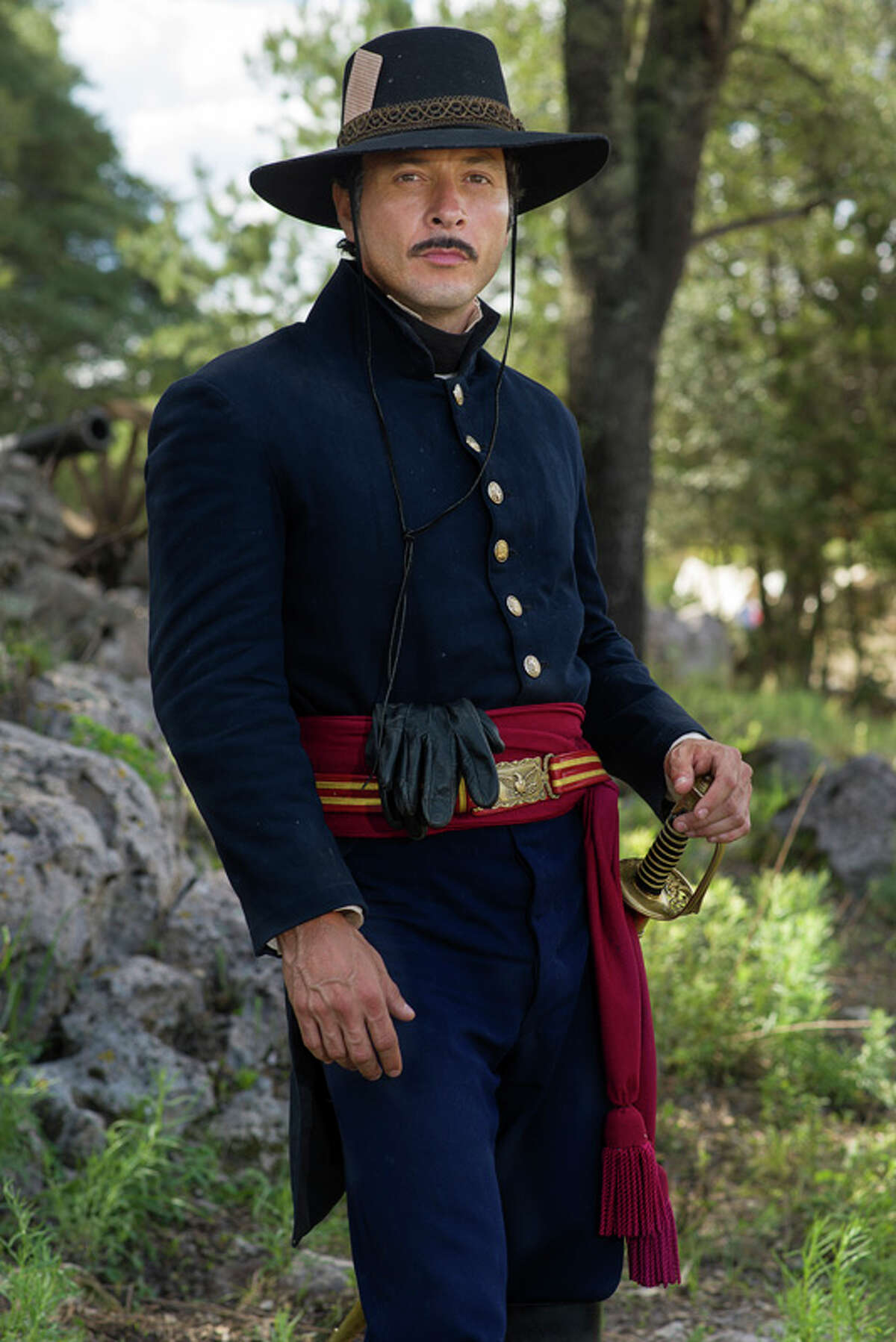 ‘Texas Rising’ stars will walk red carpet at the Alamo