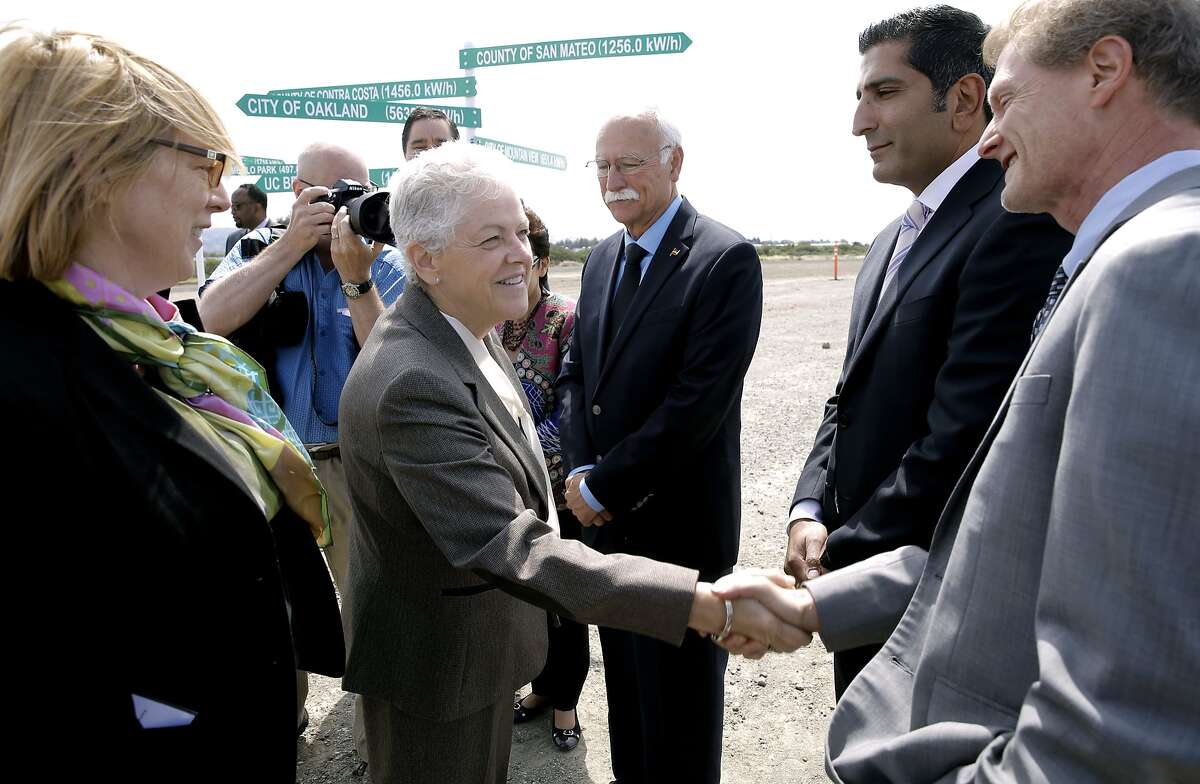 Closed Hayward dump will be transformed into solar farm