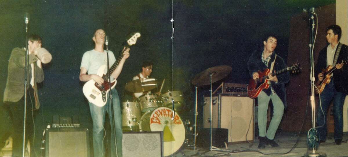 1967. LSD. The 13th Floor Elevators on a spinning stage.