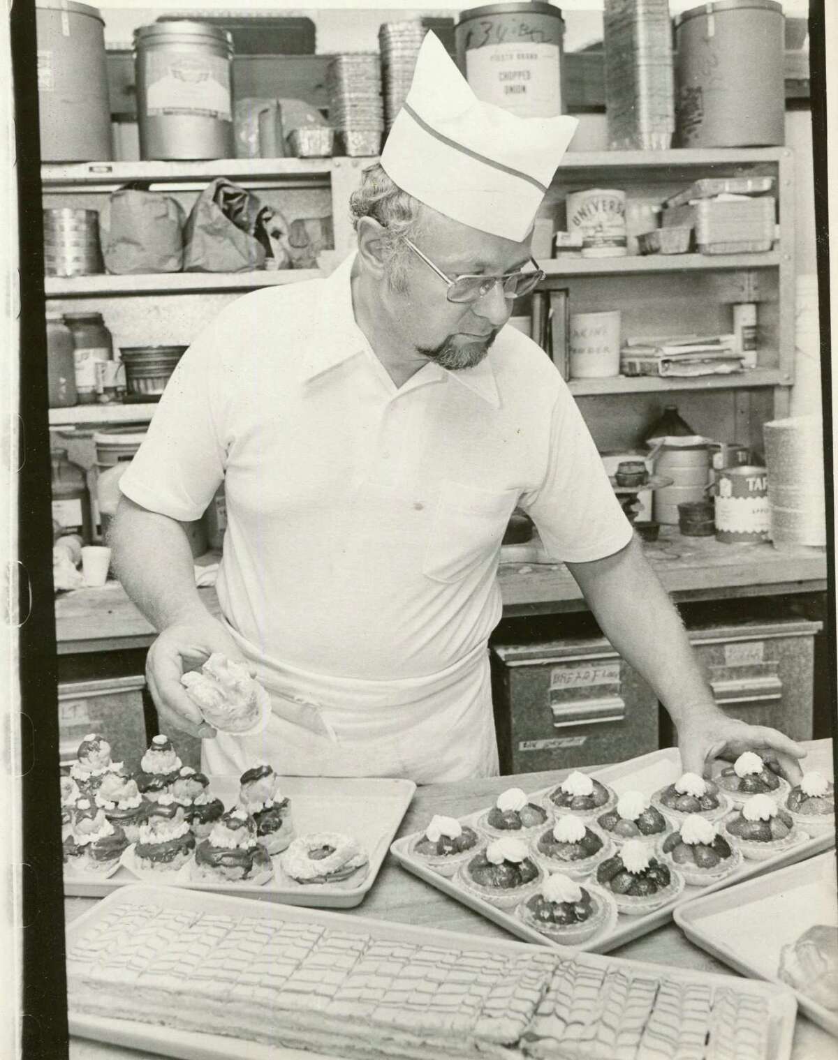 Before H-E-B, San Antonio shopped Handy Andy