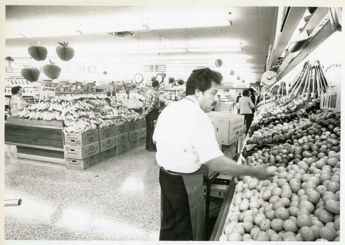 Before H-E-B, San Antonio shopped Handy Andy