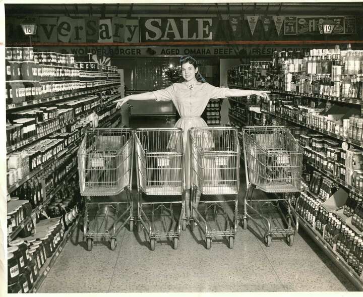 Before H-E-B, San Antonio shopped at Handy Andy