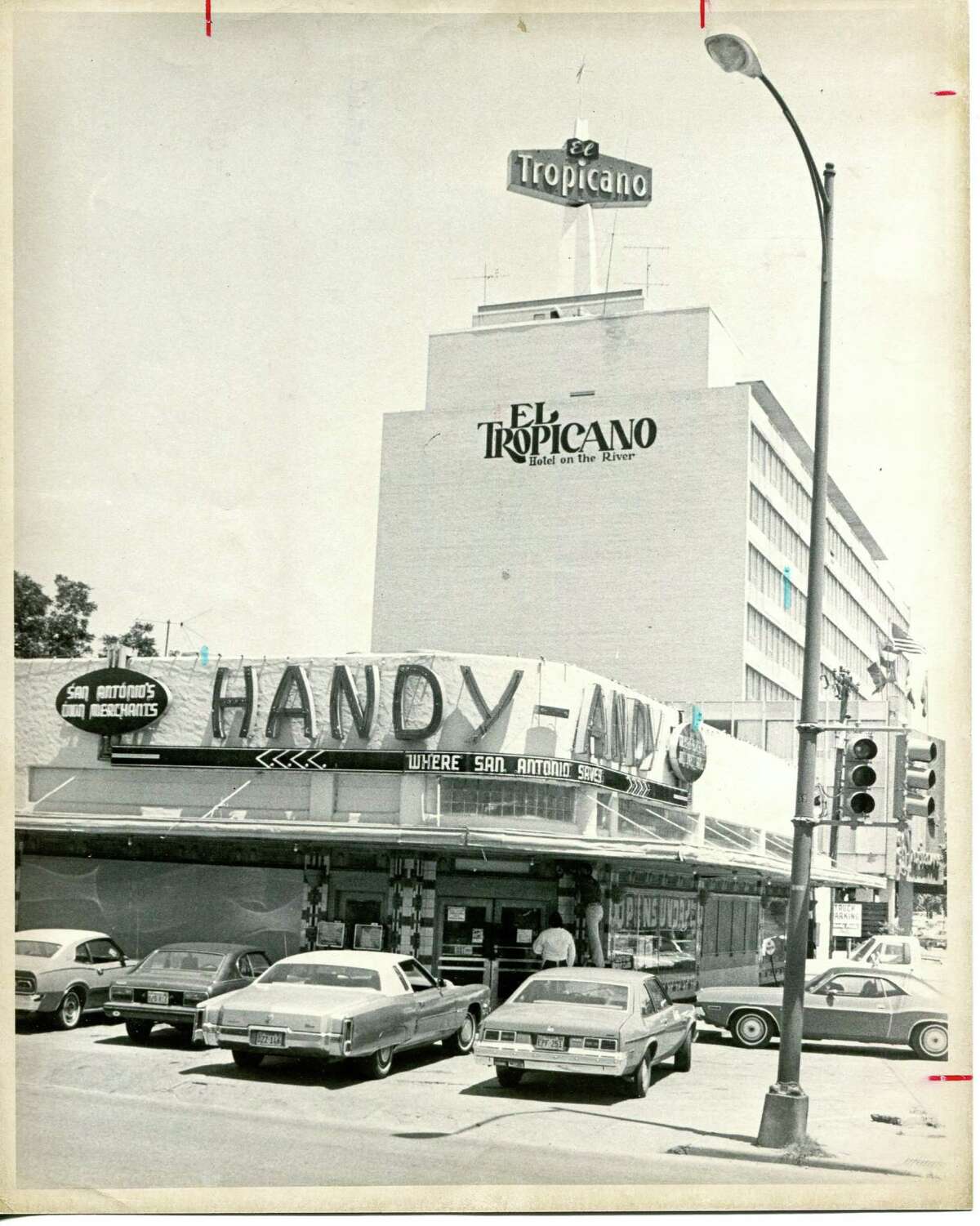 Before H-E-B, San Antonio shopped Handy Andy