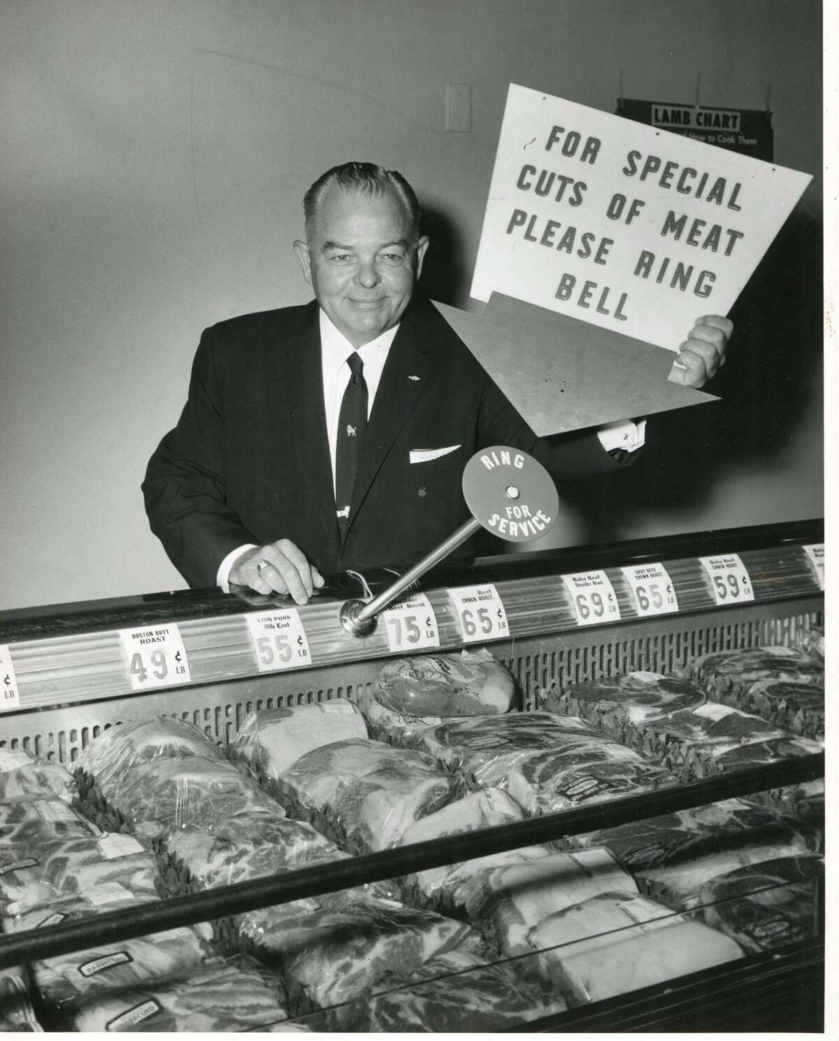 San Antonio grocery shopping before H-E-B meant going to Handy Andy