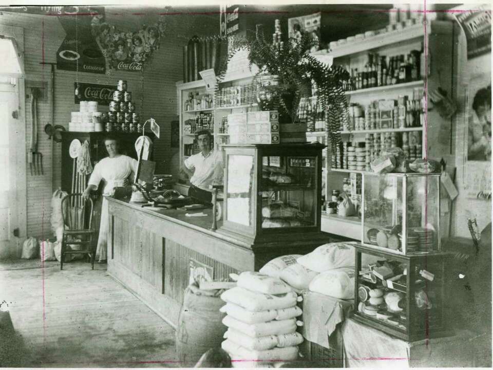 Before H-E-B, San Antonio shopped at Handy Andy