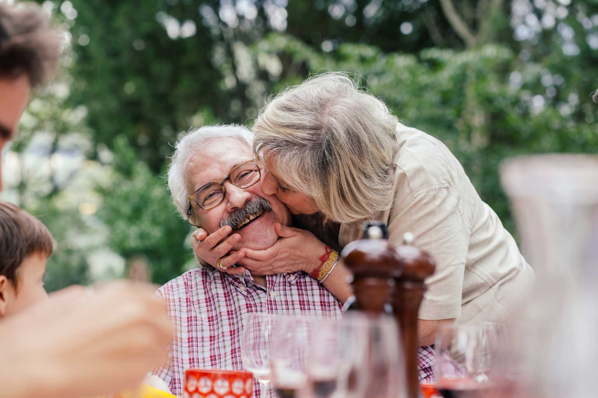 20 habits of happy couples