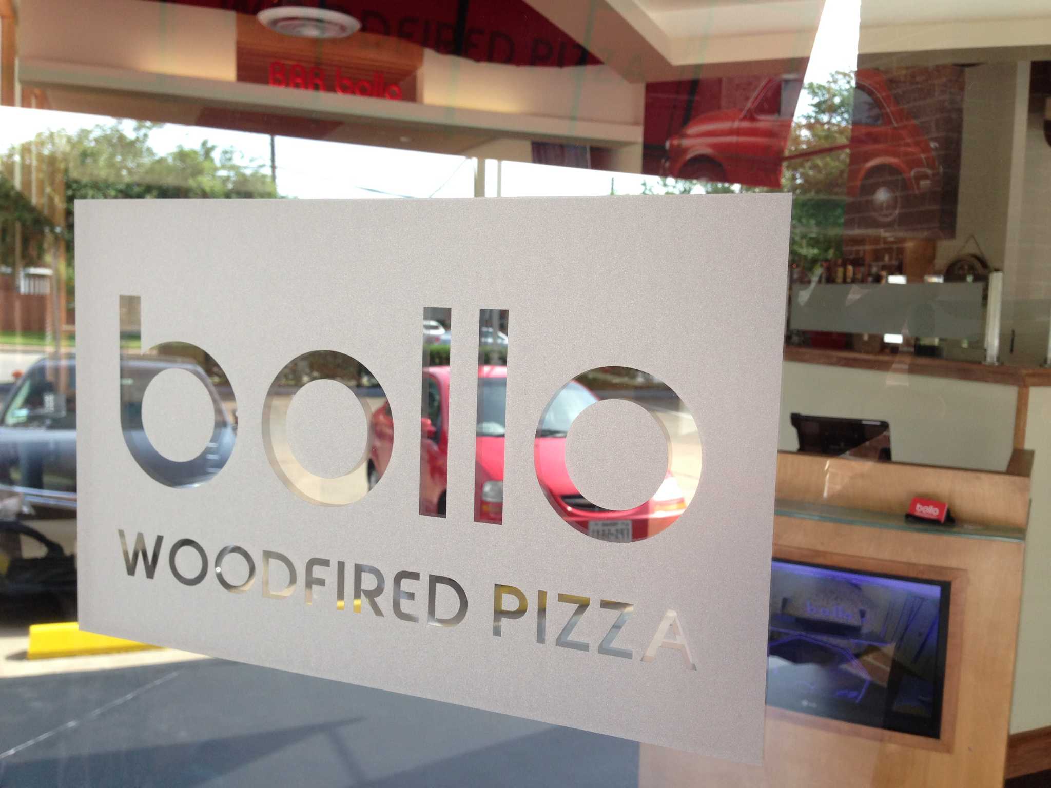 Bollo puts its stamp on wood-fired pizza in Houston
