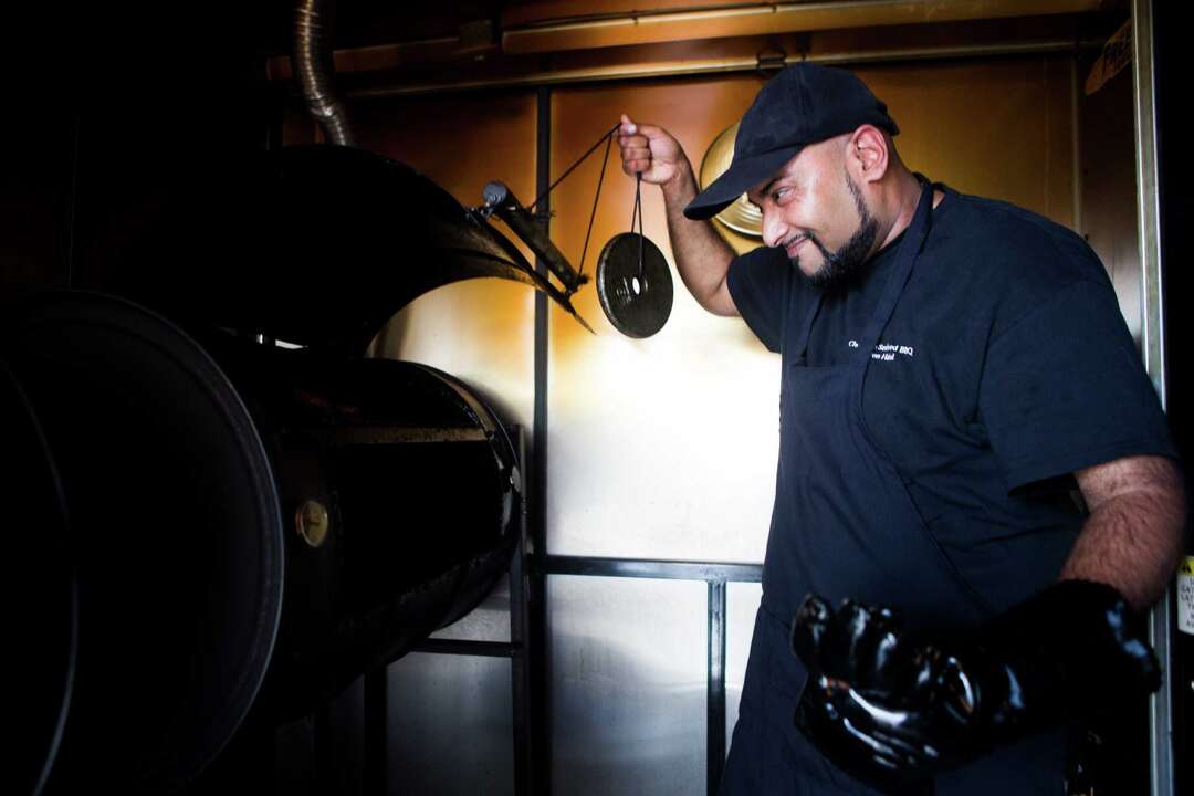 New trailer serves halal - meat that satisfies Muslim standards