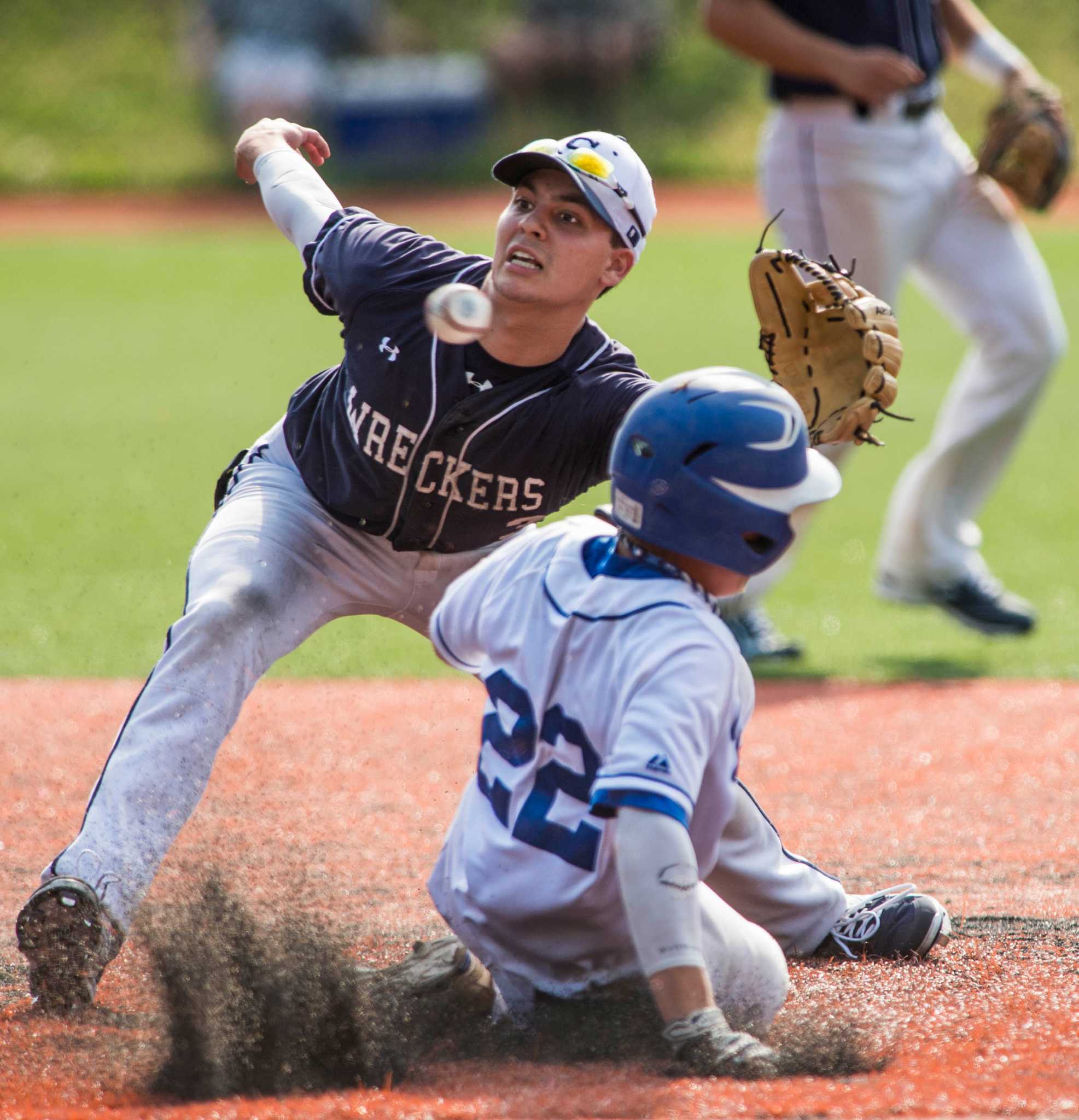 Staples hands Darien first FCIAC baseball loss
