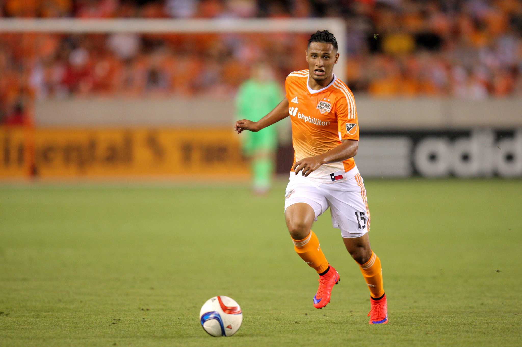 Honduran midfielder Lopez earns minutes with Dynamo