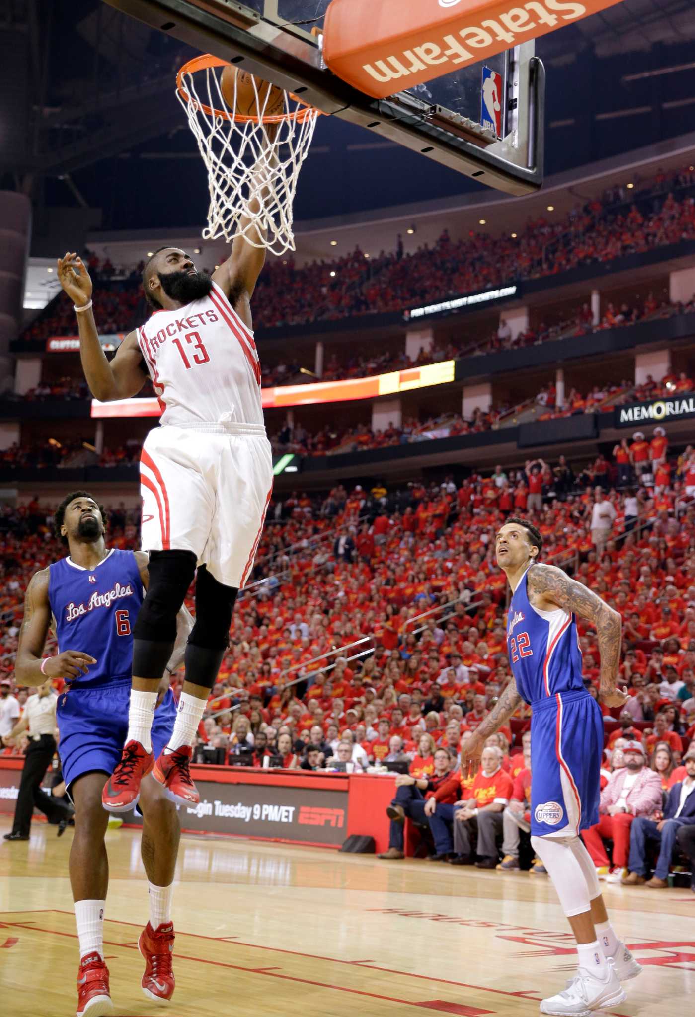 Rockets complete rare rally