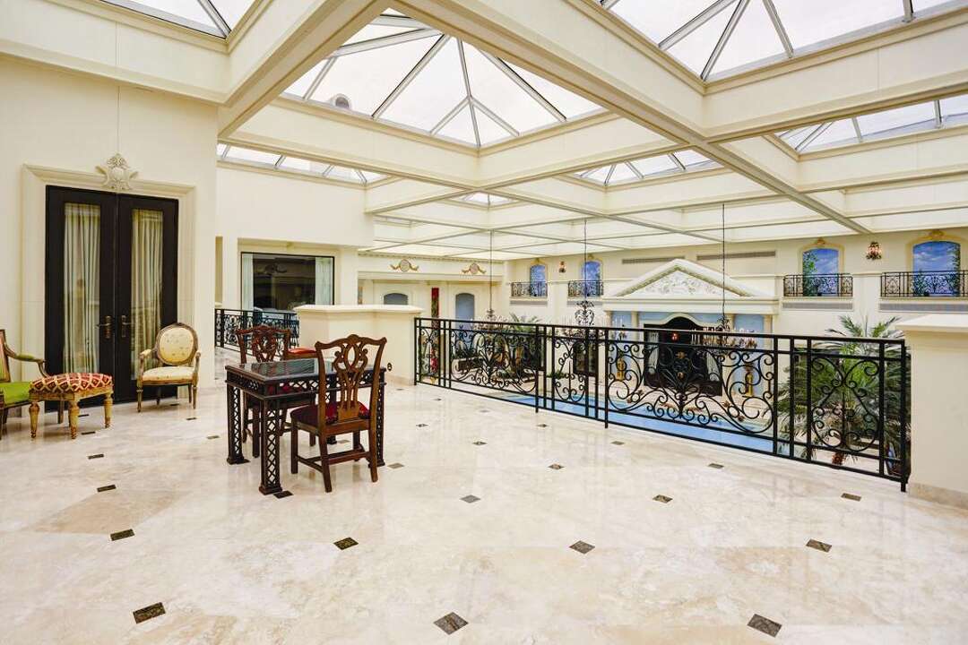 Houston's private indoor home swimming pools