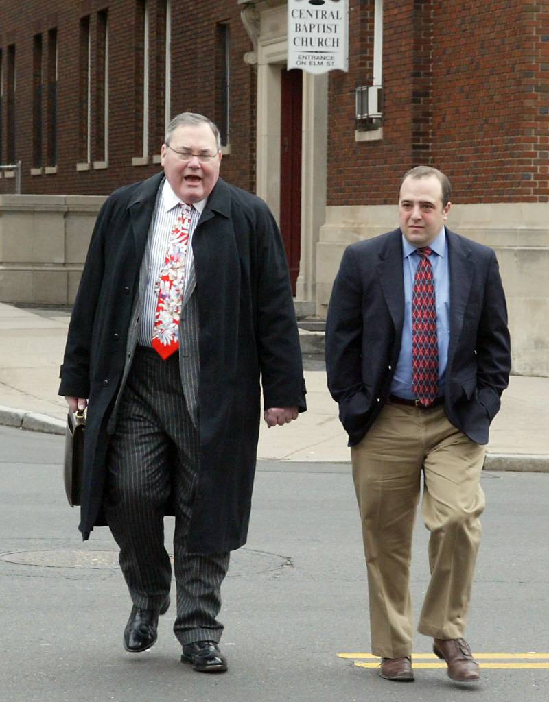 Sohn pleads guilty to stealing from Shays' campaign