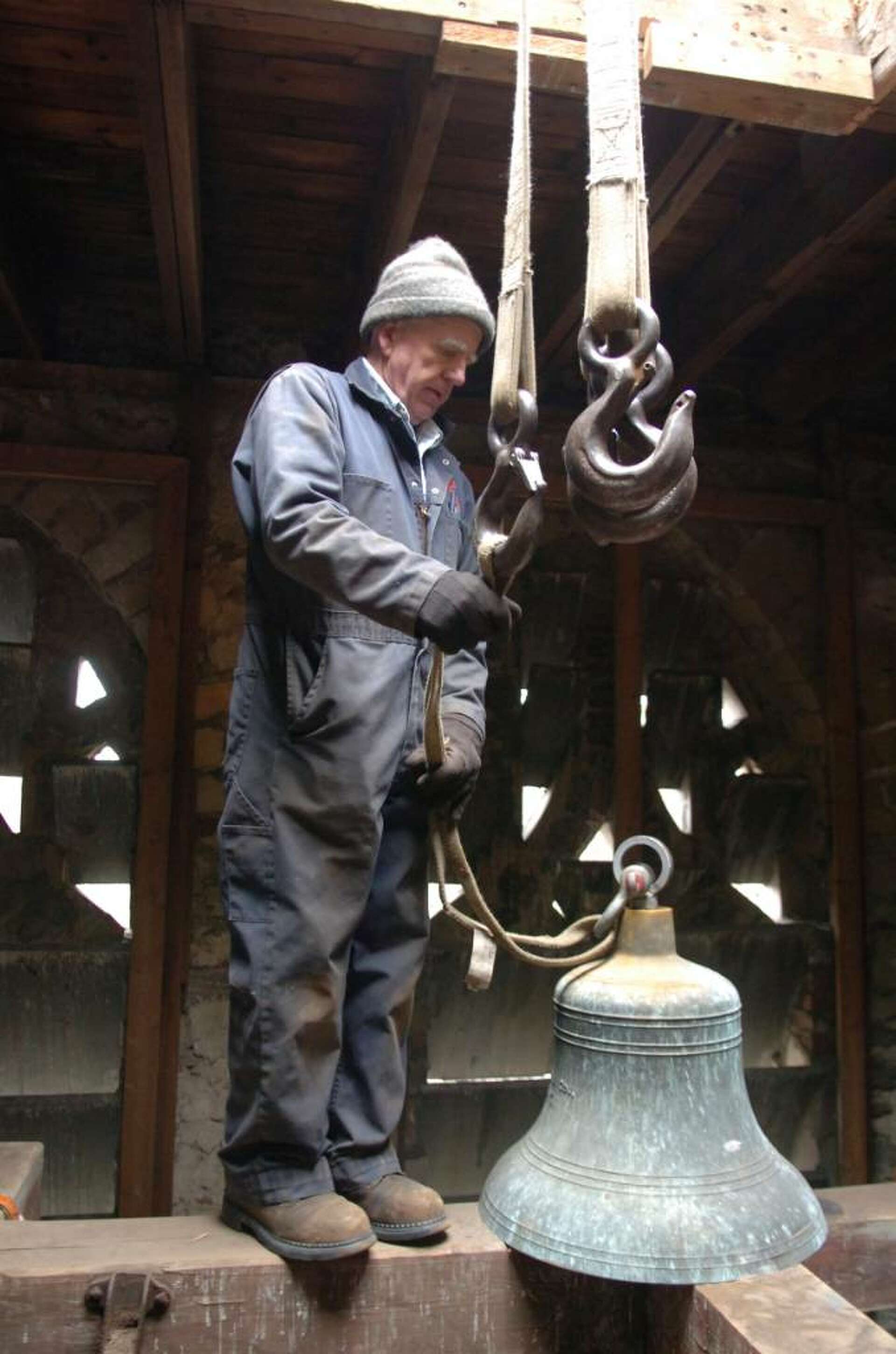 Church begins restoration of bells