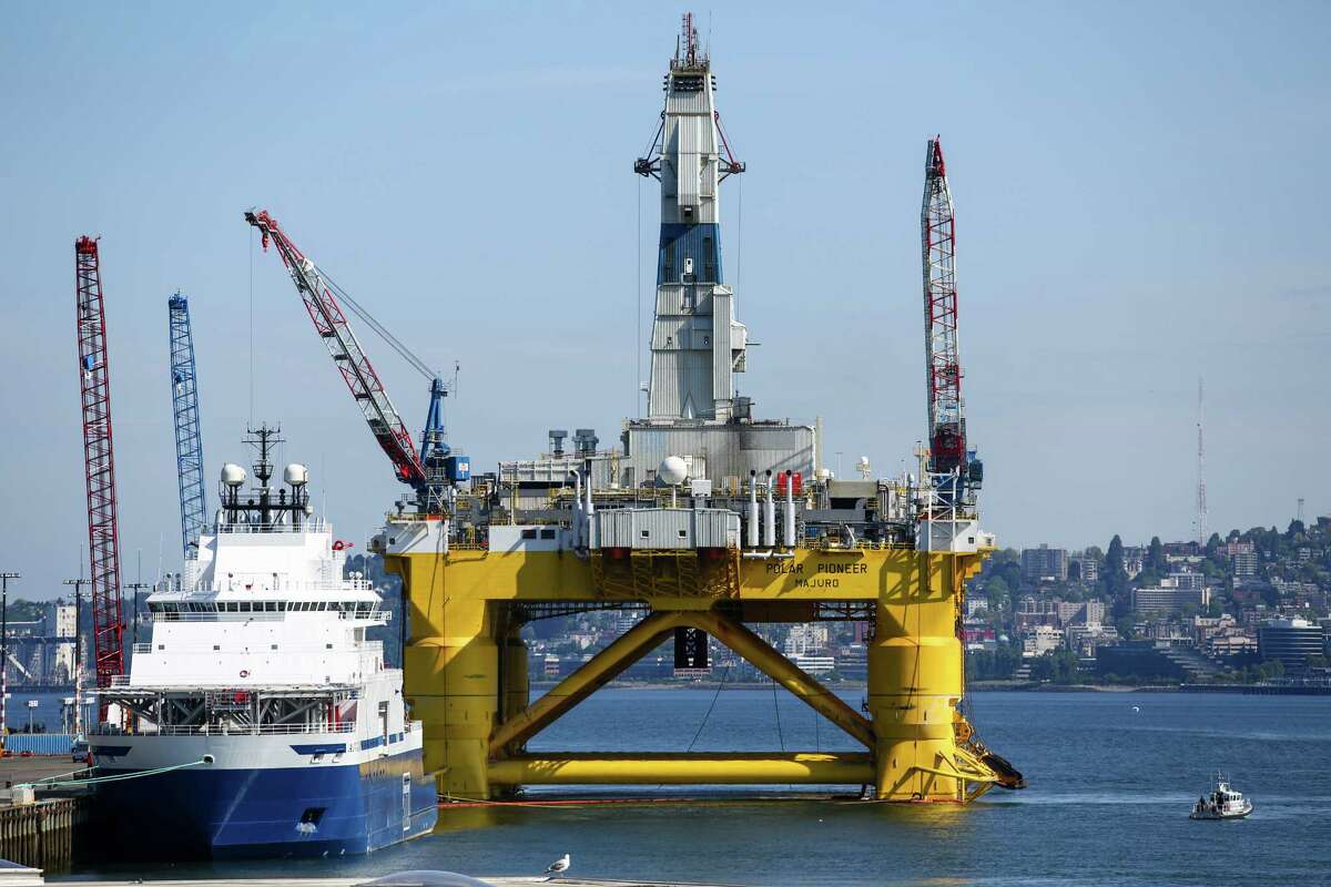 Oil industry cleared to drill in Alaska waters, off West Coast