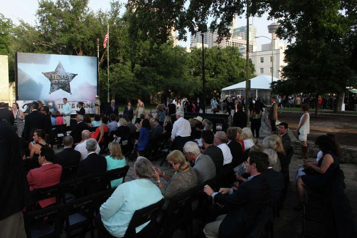 Stars are big and bright at “Texas Rising” premiere