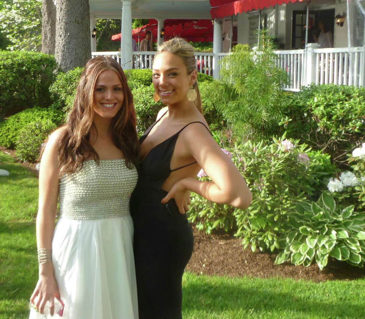 Mixed emotions for New Canaan High seniors at pre-prom party