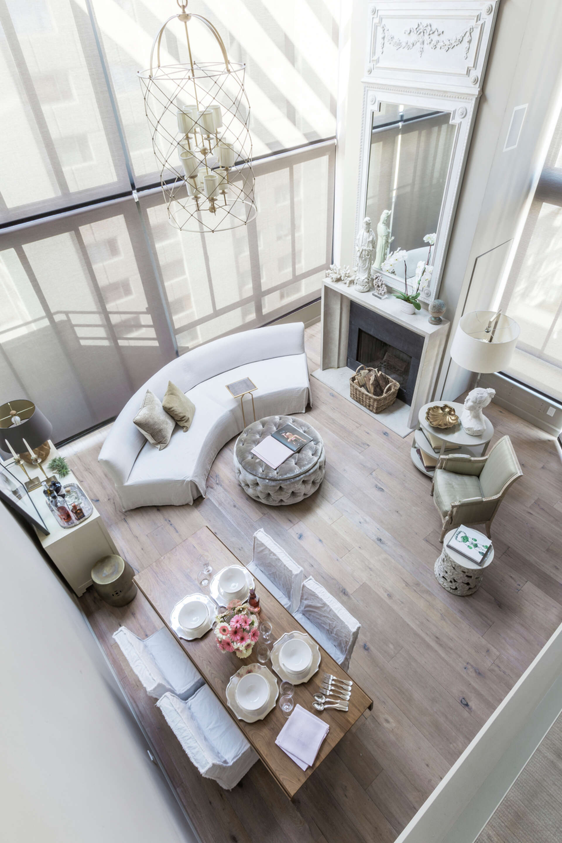 Design on a large scale with consignment finds