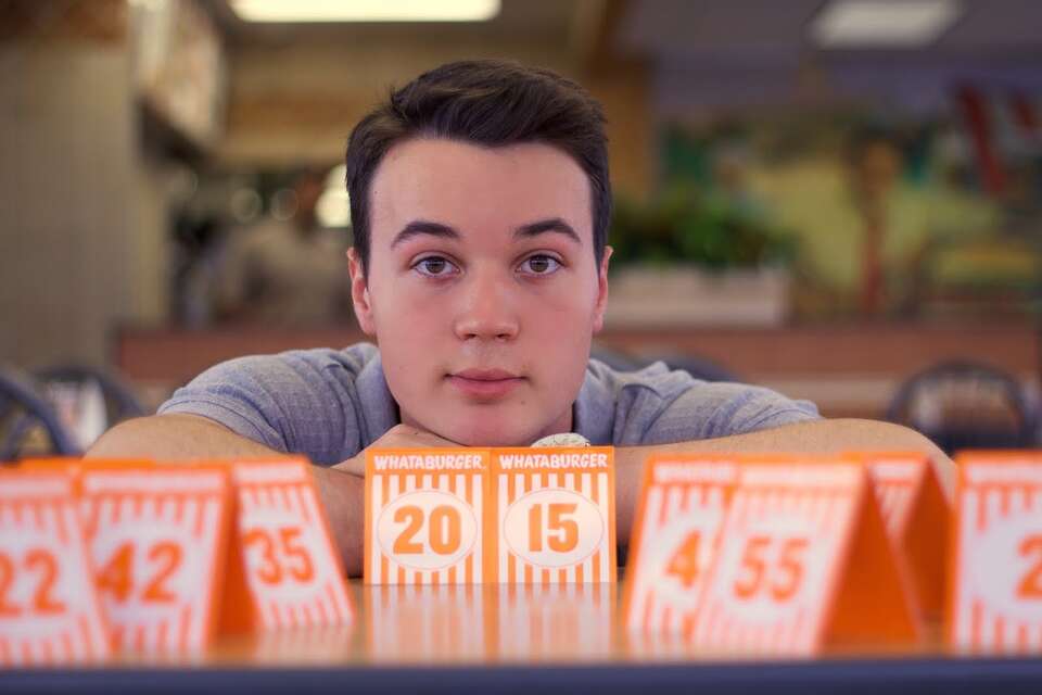 What a photo: Texas high school student takes Whataburger-themed senior ...
