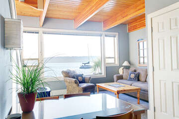 Real Estate Spotlight: Blue Moon Beach House