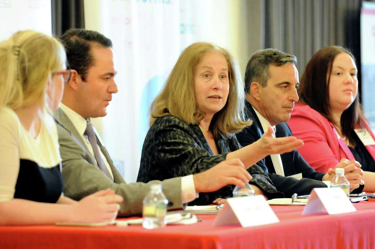 Panel: A third of New Yorkers lack retirement savings