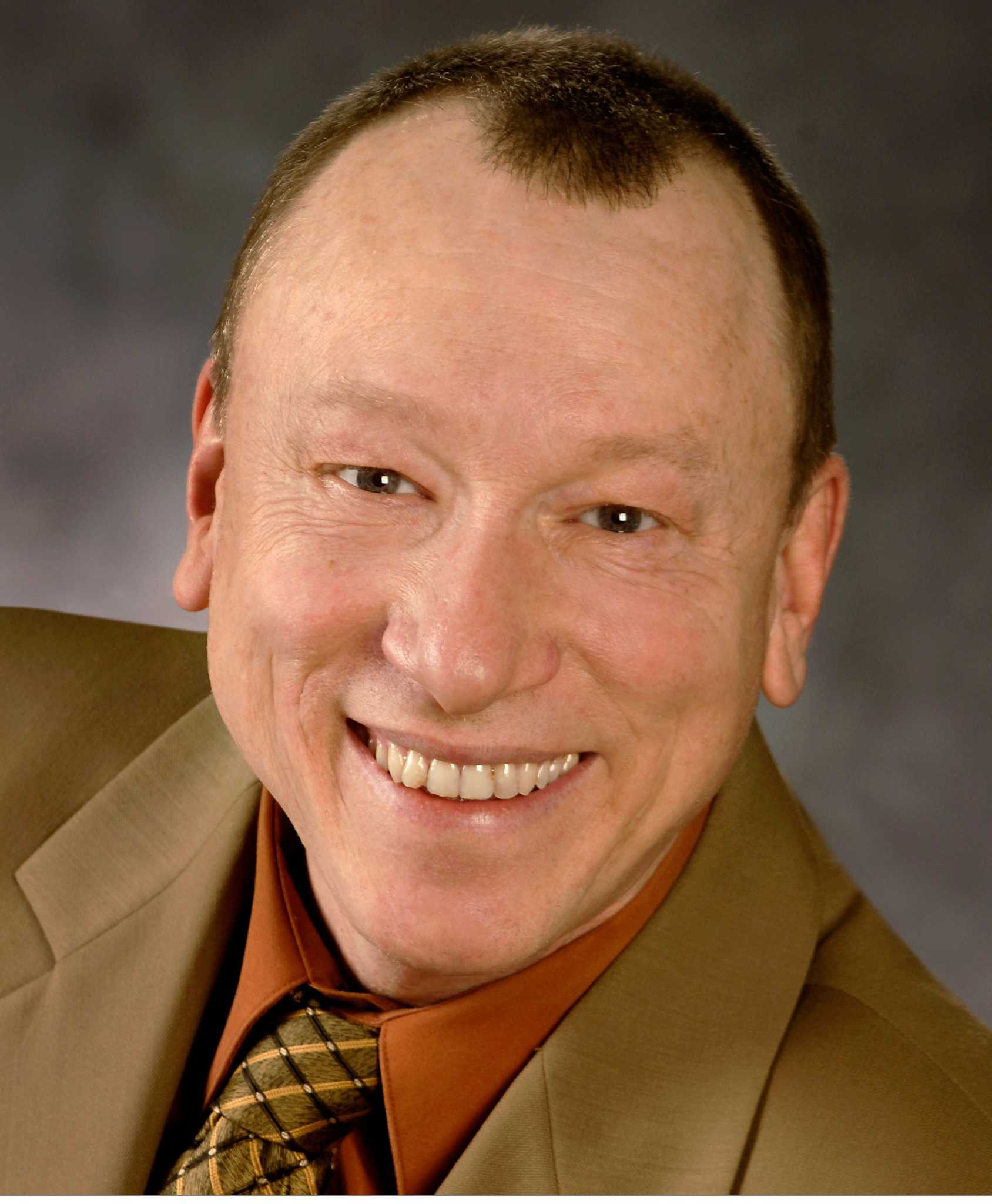 Comic Rizzo celebrates silliness