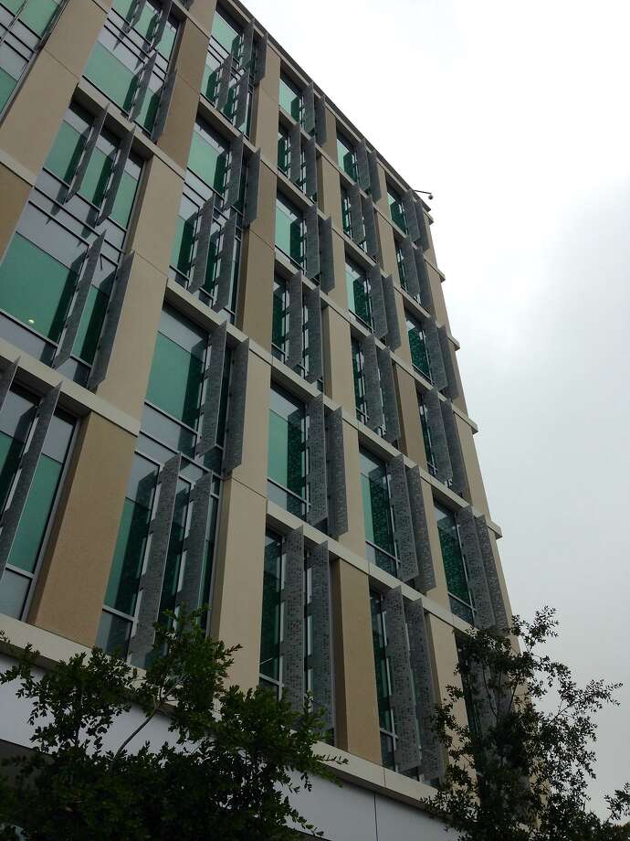 Genentech unveils eco-friendly office building - SFGate