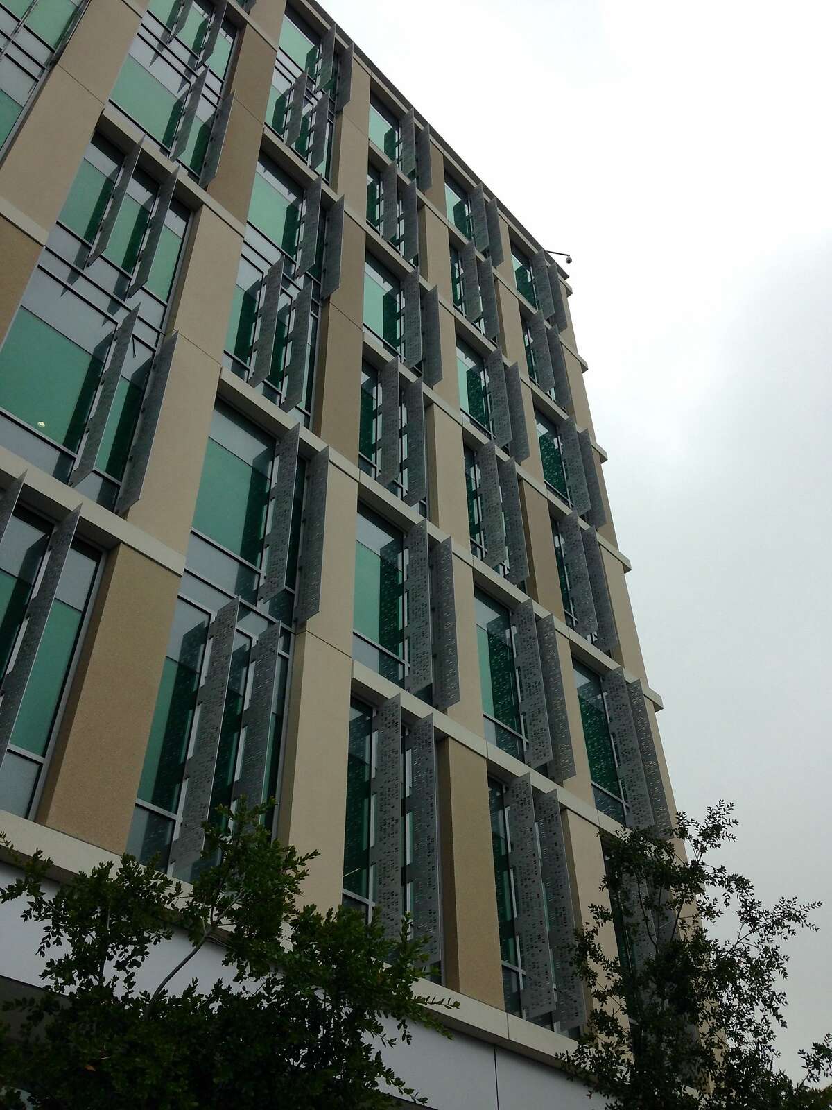 Genentech unveils eco-friendly office building