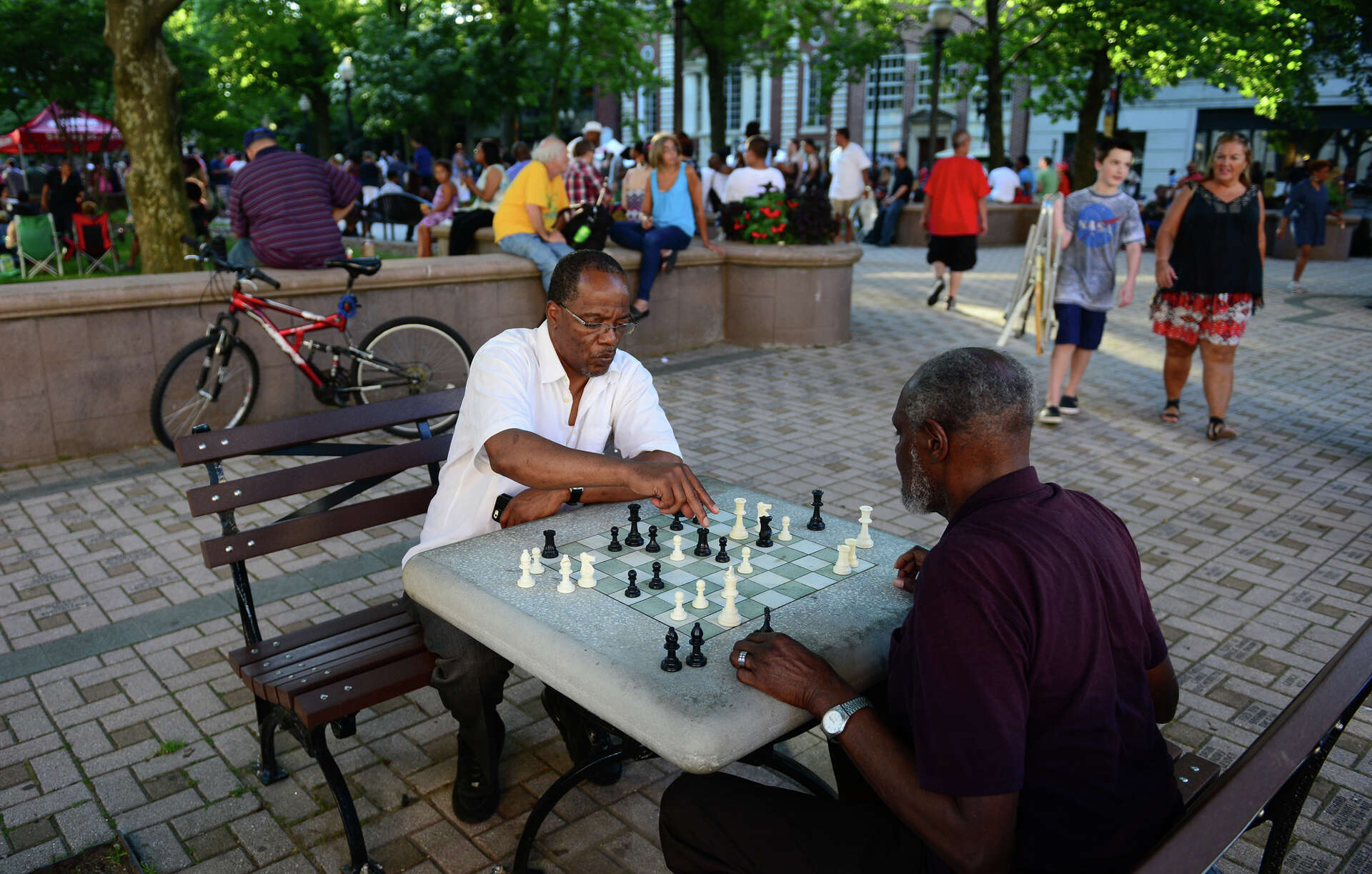 Fairfield County population booms as Litchfield declines