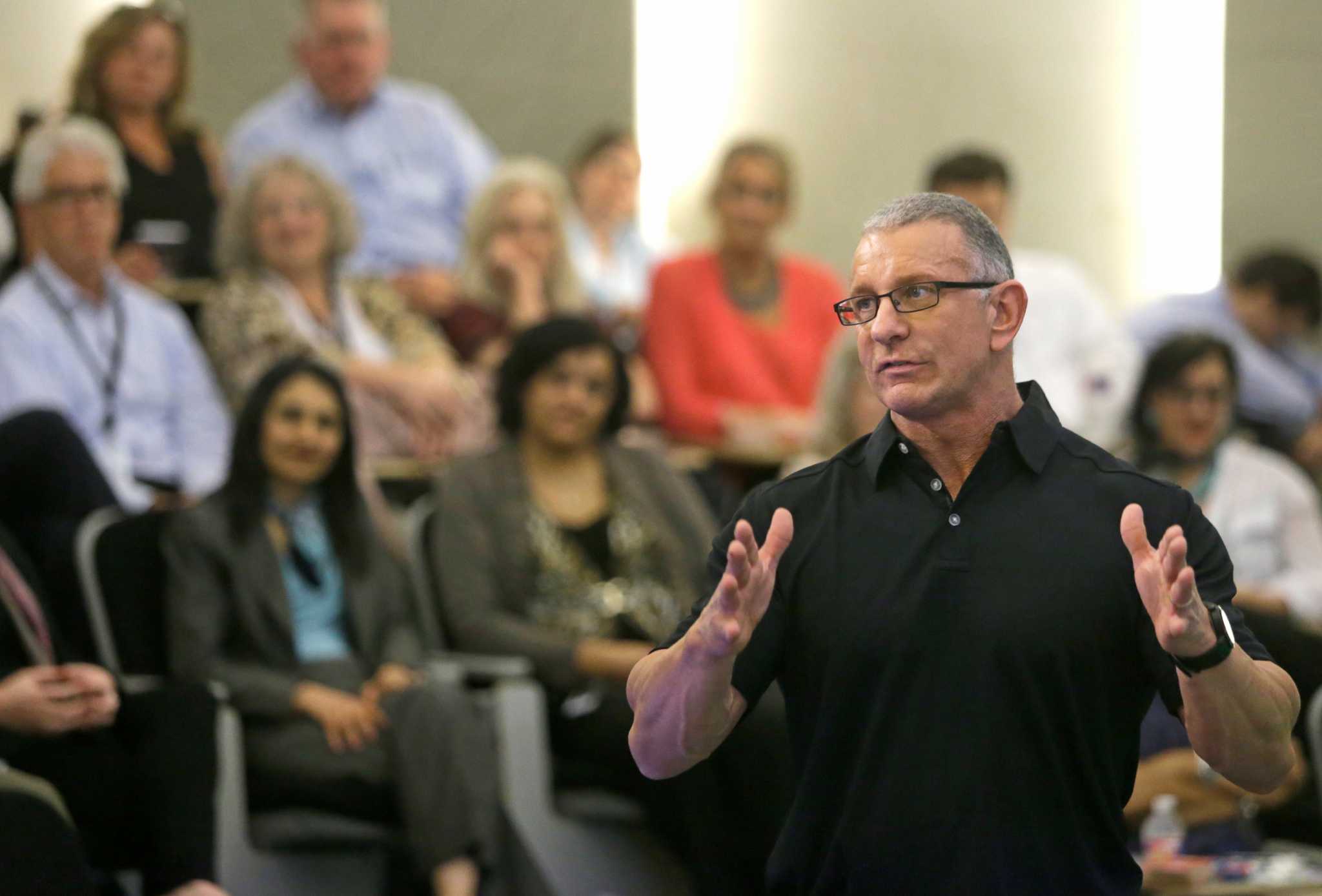 Sysco uses star power to reach commercial customers