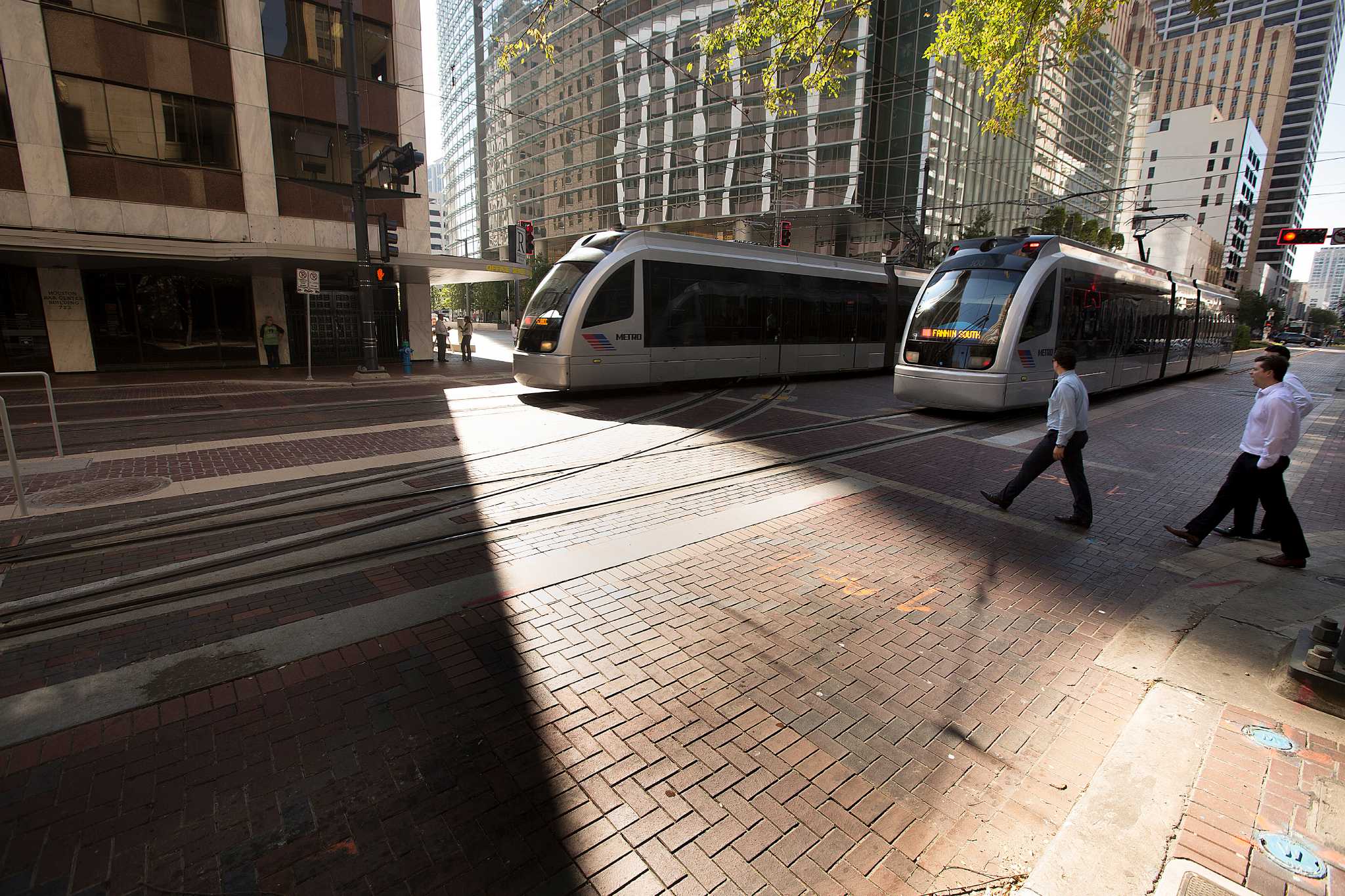 Metro: Technical problems cause delays on Metro Rail's Red Line