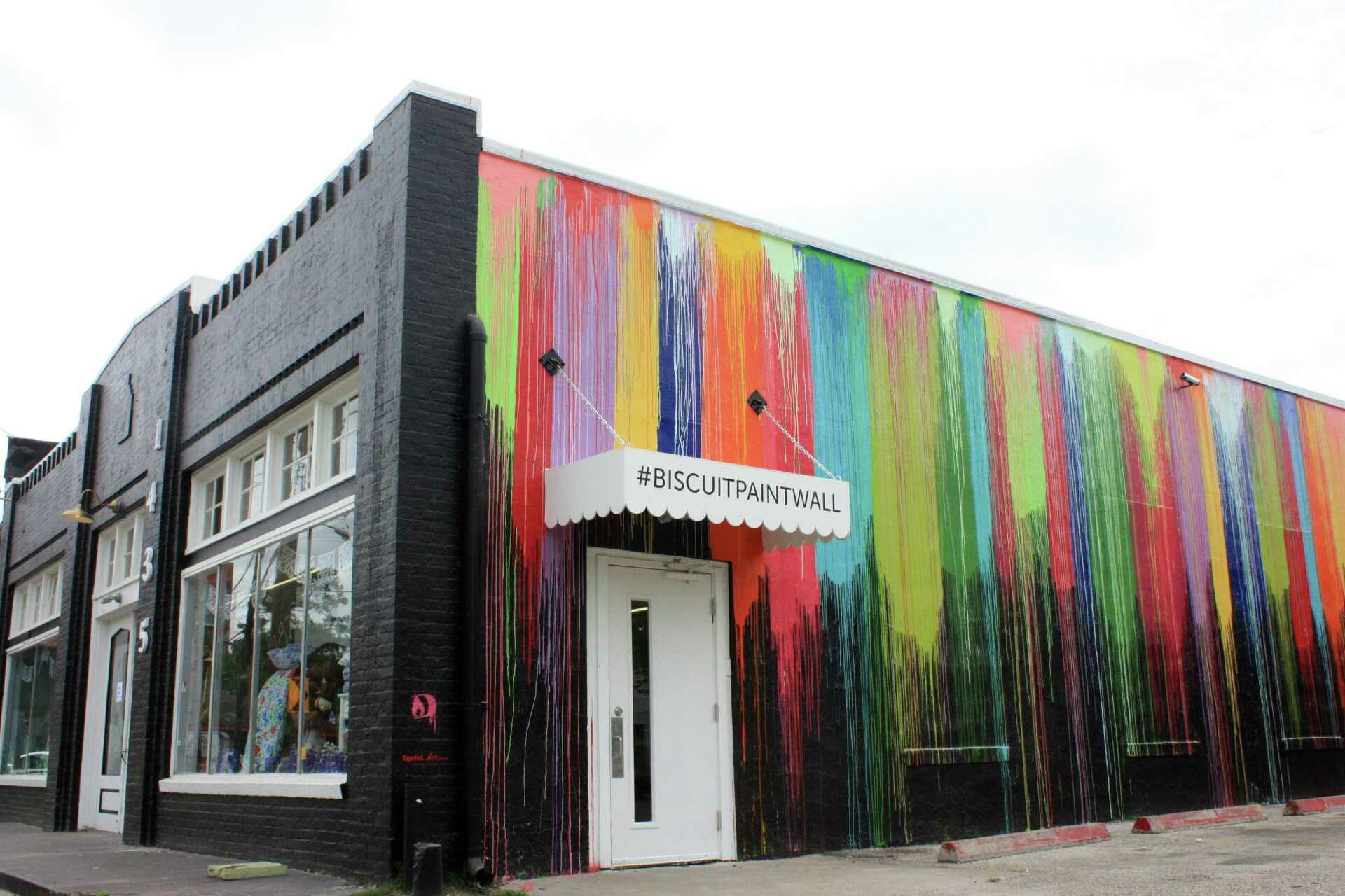 The Houston area's best backdrops for family photos