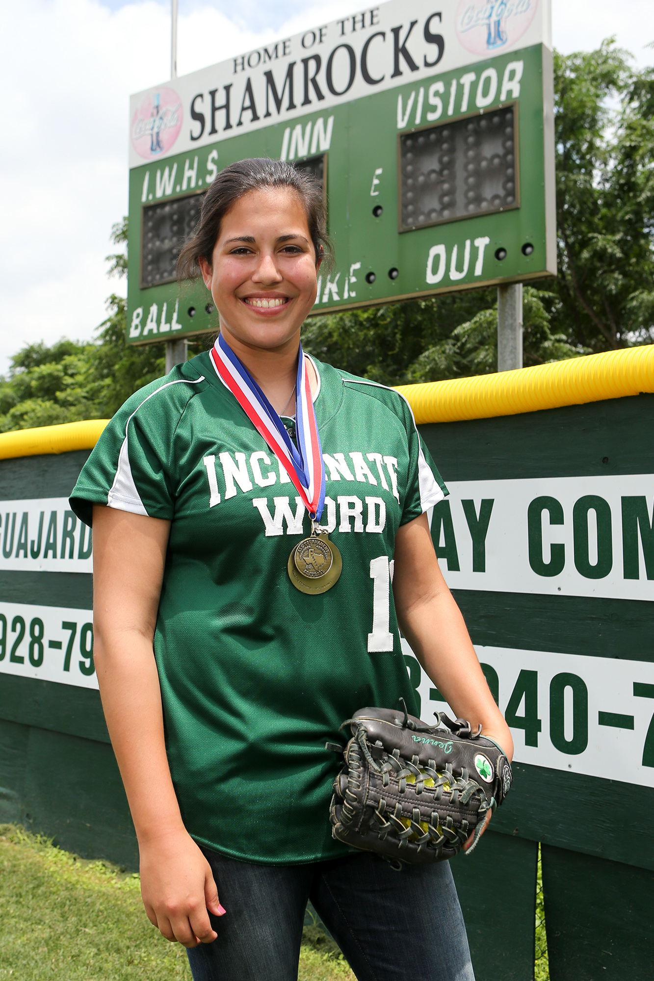 Villarreal, Incarnate Word are golden this time