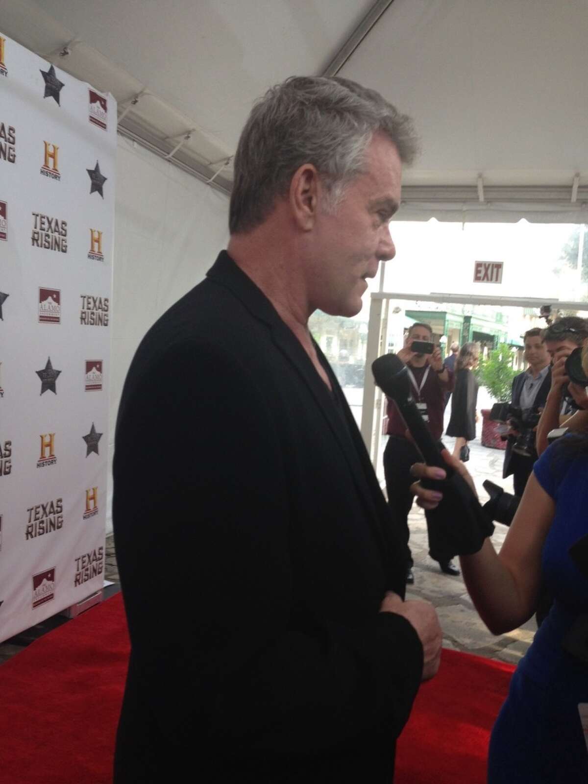 Stars are big and bright at “Texas Rising” premiere