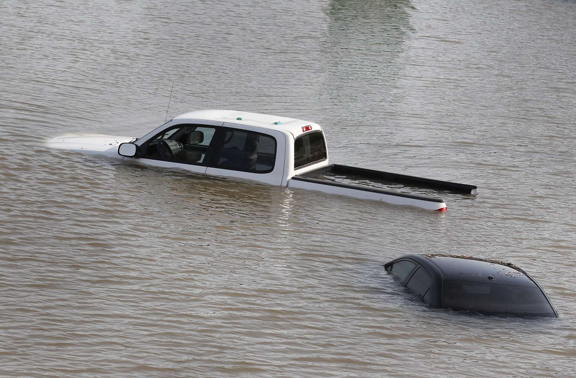 10,000 cars damaged by Texas floods could be deceptively resold, groups ...