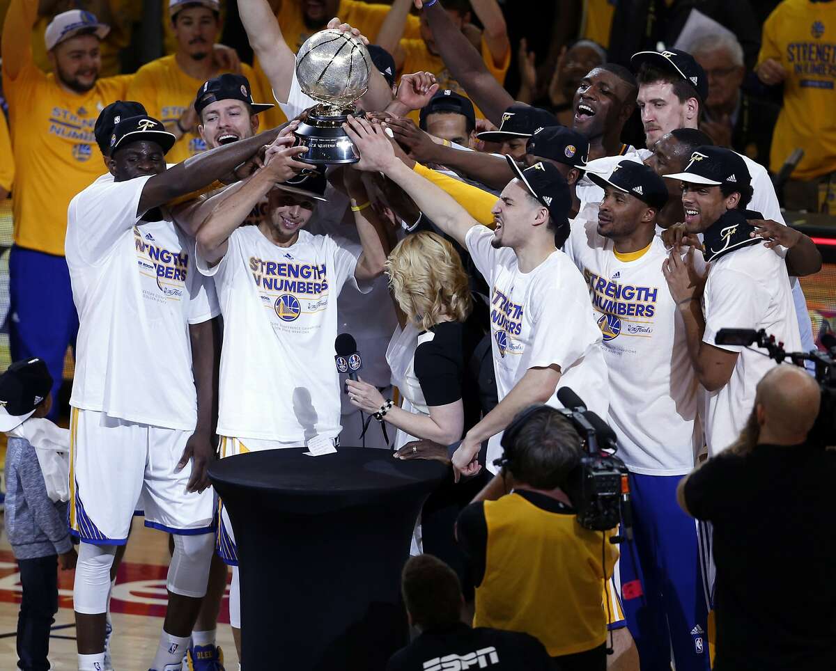 After 40-year wait, Warriors will face Cavs for title