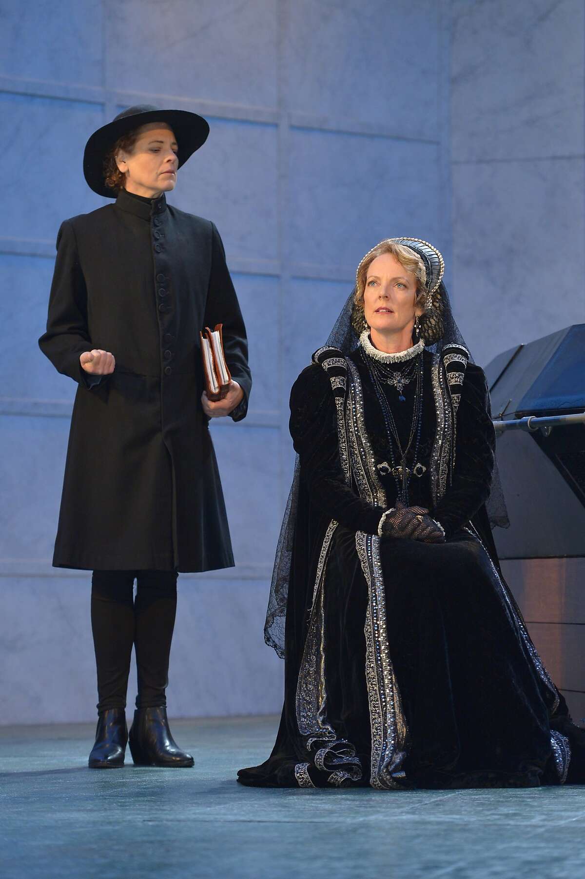 Engaging ladies’ ‘Night’ — ‘Twelfth,’ that is — at Cal Shakes