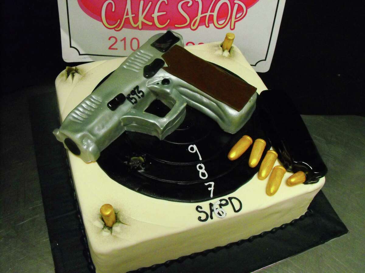 San Antonio cake shop whips up a Whataburger cake, other Texas-inspired ...