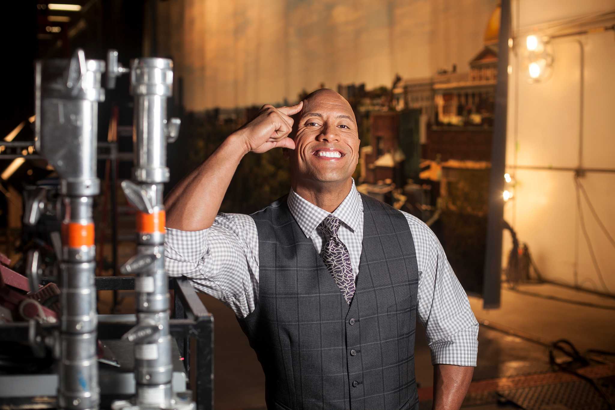 Dwayne Johnson, star of 'San Andreas,' is solid as a Rock