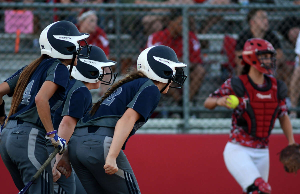 High school softball playoffs: Brazoswood tops Katy 7-3