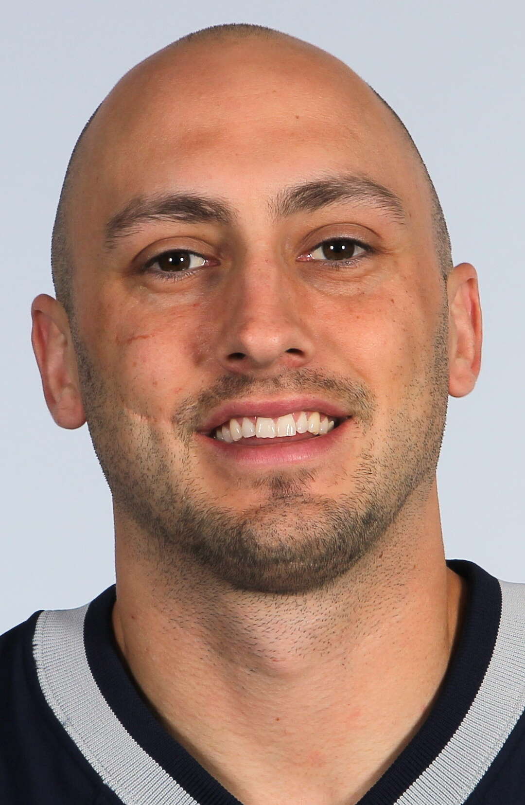 Mallett, Hoyer an odd couple as they vie to be Texans starting QB