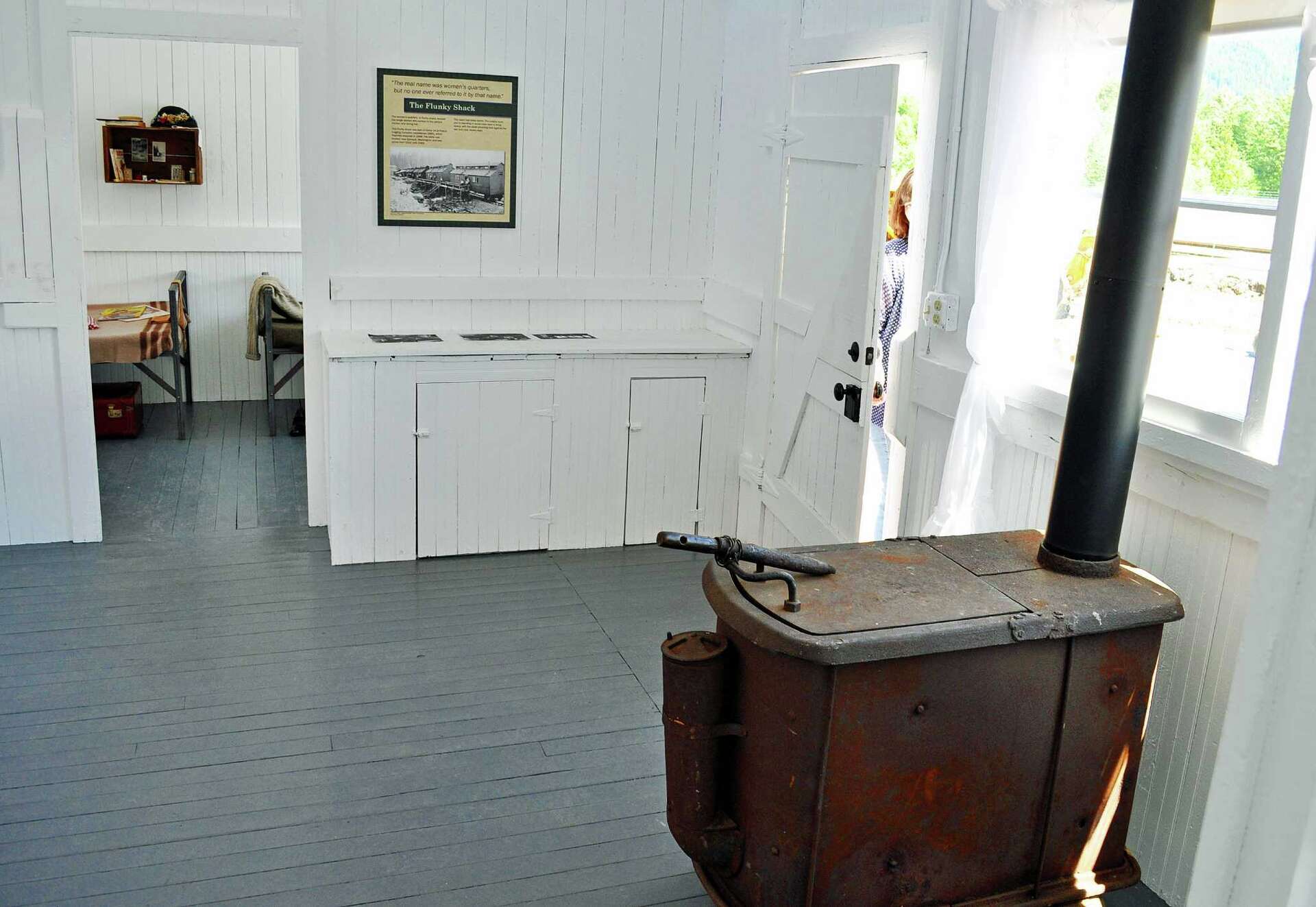 Mt. Rainier scenic railroad reopens for summer