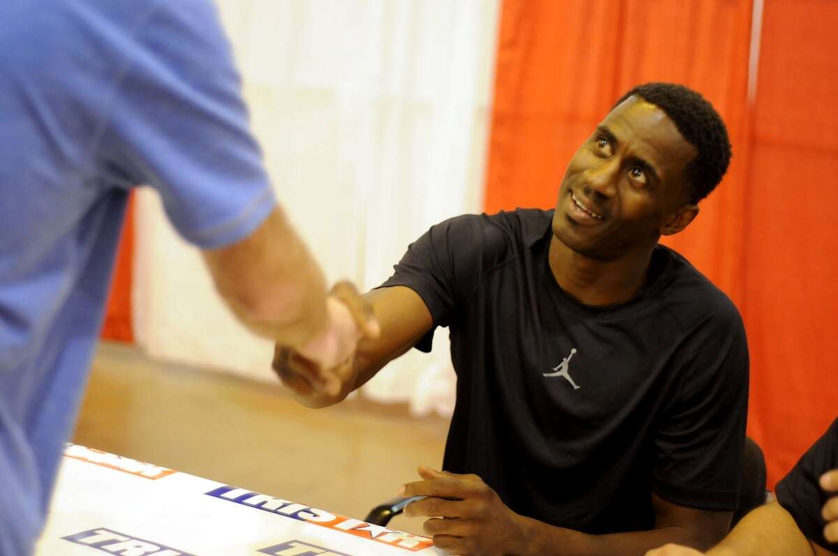 Vernon Maxwell to take the First Shot before today's Rockets game