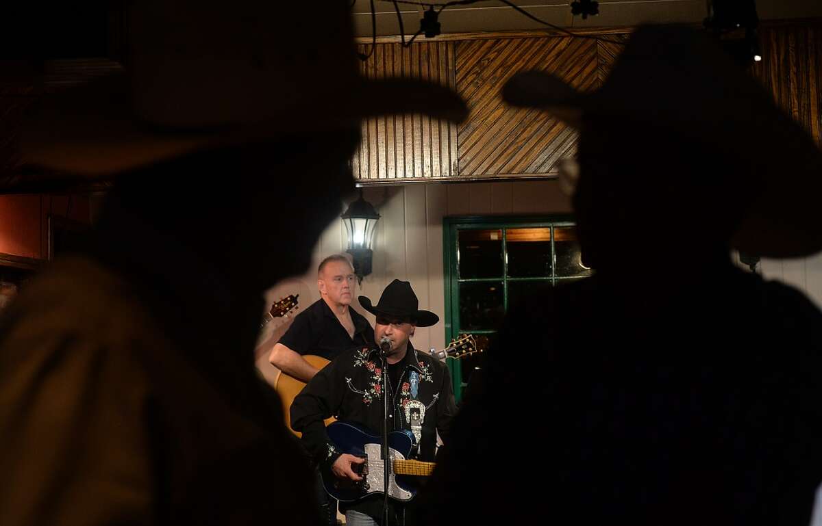 Hot Pick: Britt Godwin and Co.