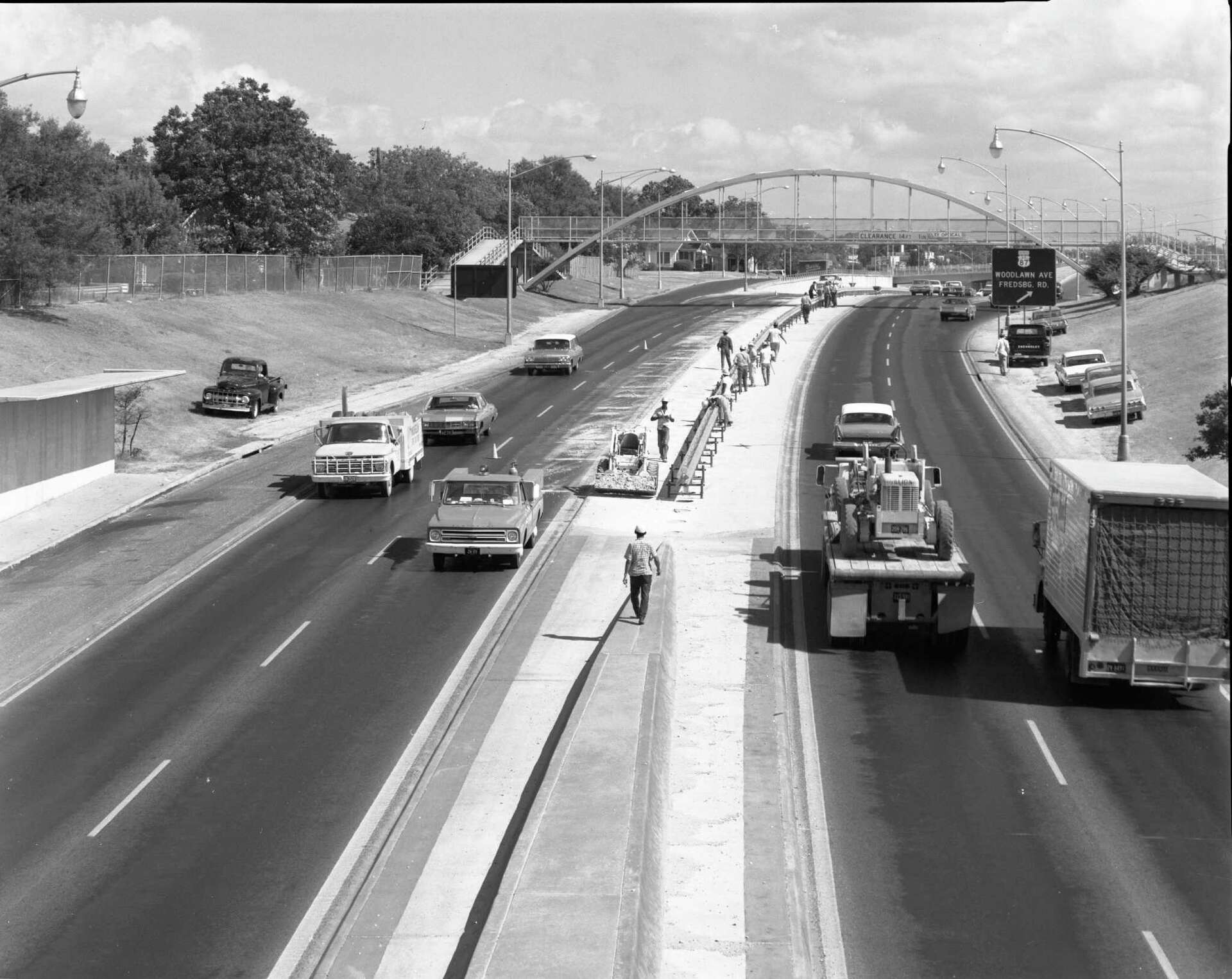 First stretch of fast lanes marked freeway age